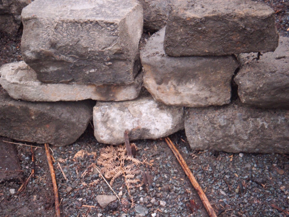 Antique & Reclaimed Random stone reclaimed building stone- SalvoWEB UK