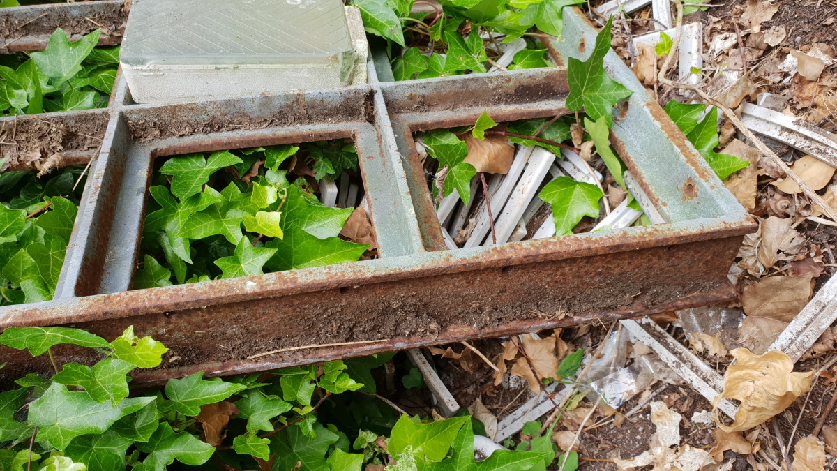 Antique & Reclaimed Cast iron Windows - SalvoWEB UK