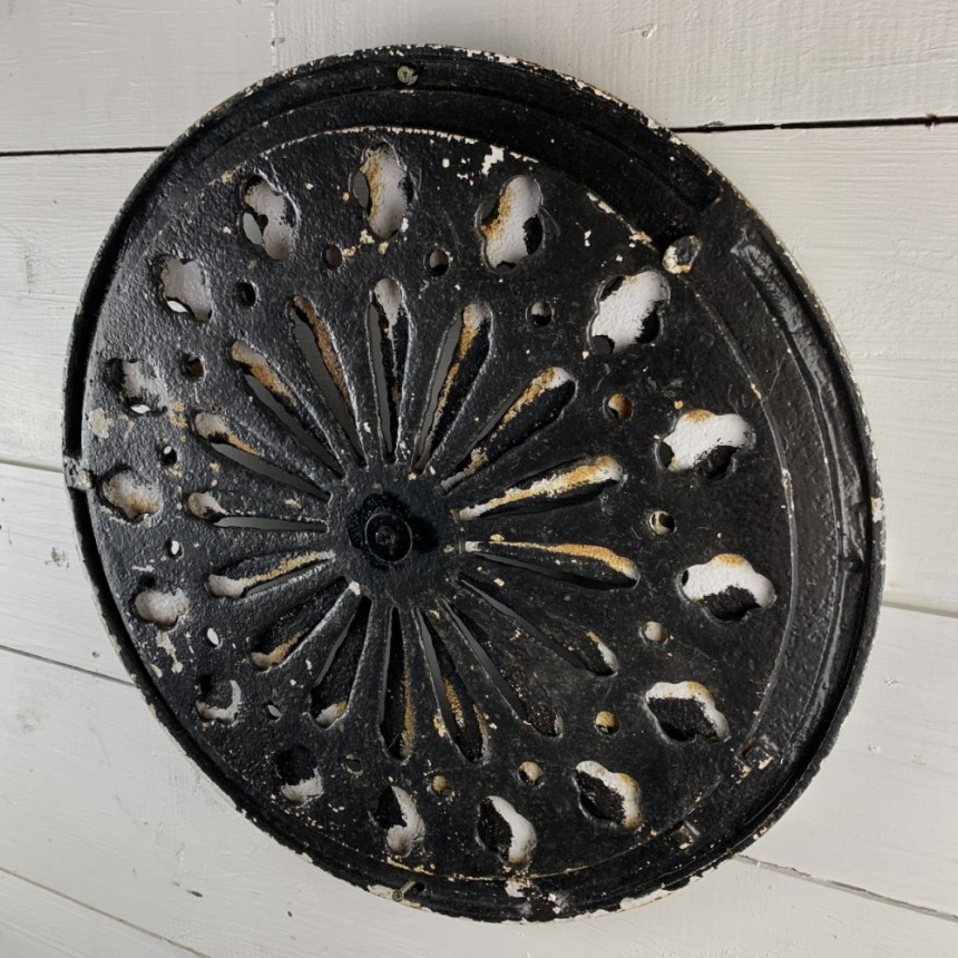Antique & Reclaimed Victorian Decorative Cast Iron Air Vent- SalvoWEB UK