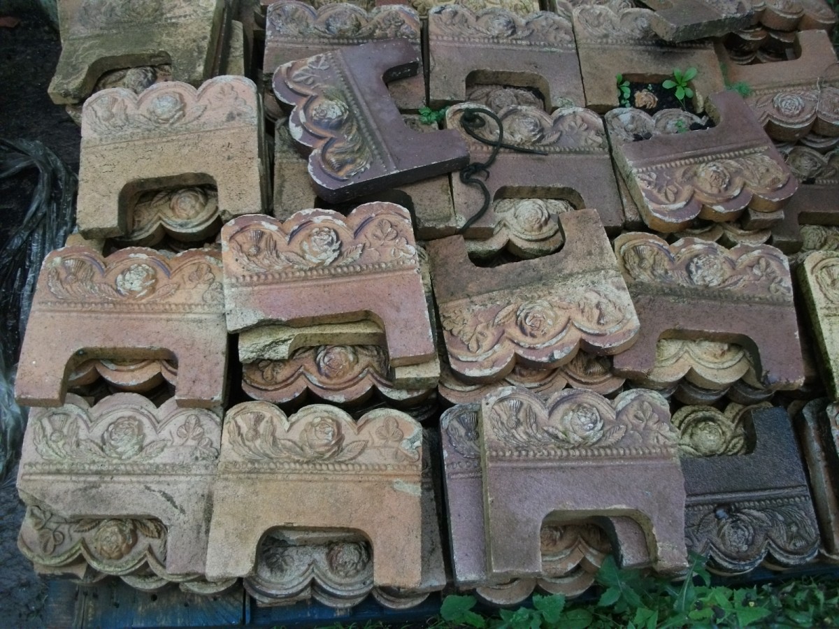 Antique & Reclaimed path edgings- SalvoWEB UK