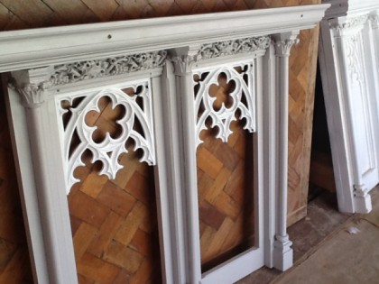 New & Repro Quality Reproduction Gothic Style Mouldings- SalvoWEB UK