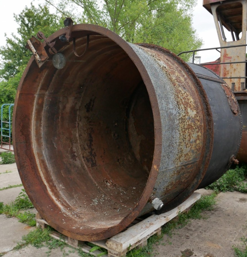 Antique & Reclaimed rivet tank around 1900- SalvoWEB Germany