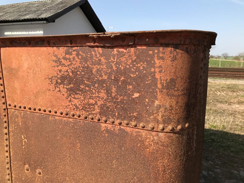 Antique & Reclaimed Rivet tank around 1900- SalvoWEB Germany