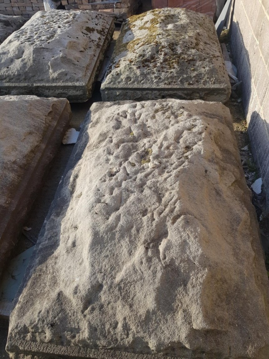 Antique & Reclaimed Reclaimed Pillar Caps - Extra Large - SalvoWEB UK