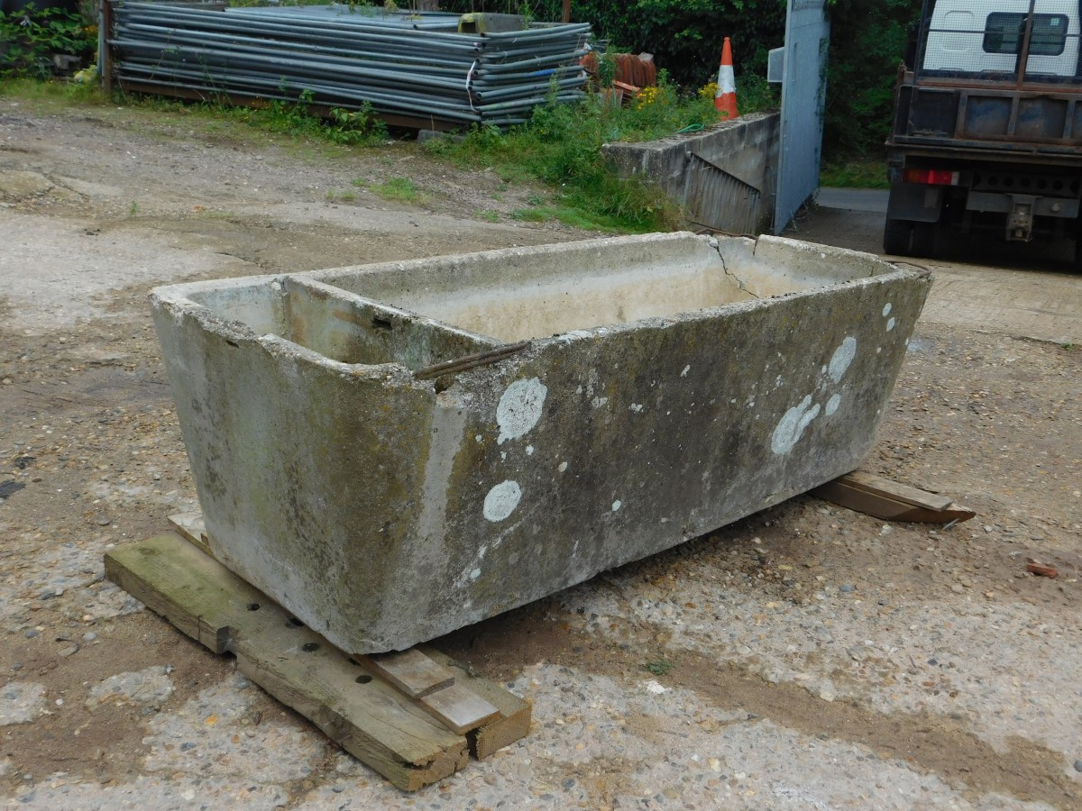 Antique & Reclaimed Cattle Trough- SalvoWEB UK