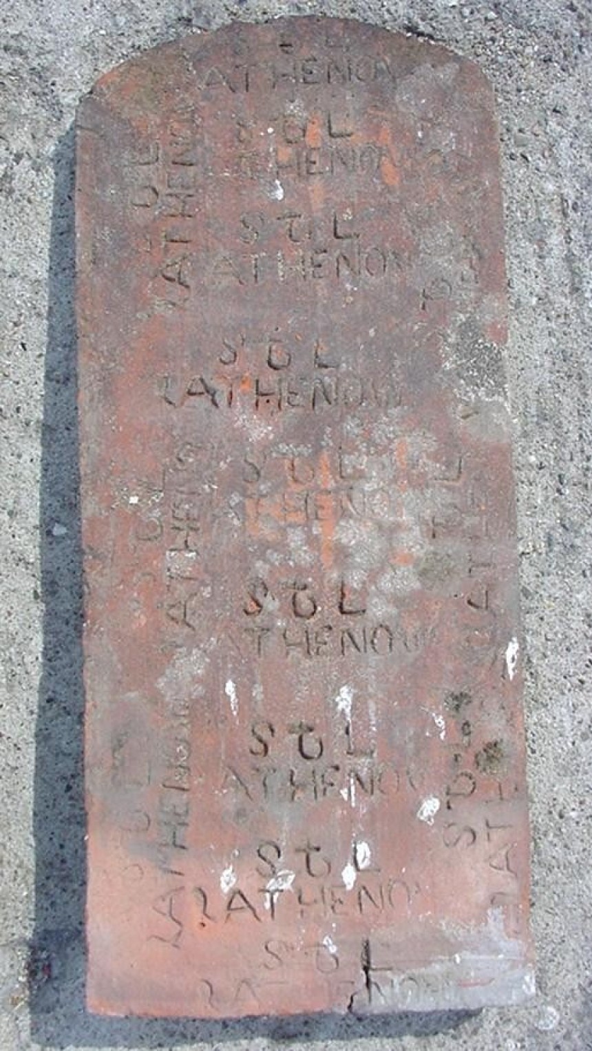 Antique & Reclaimed Collection of 180 plain tiles/ bricks with ...