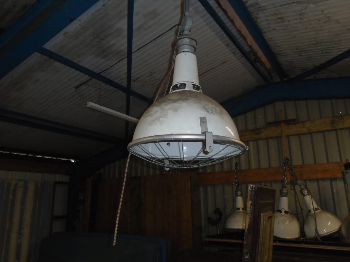 Antique & Reclaimed Old Stage Lights- SalvoWEB UK
