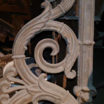 Antique & Reclaimed Cast iron railing support - SalvoWEB UK