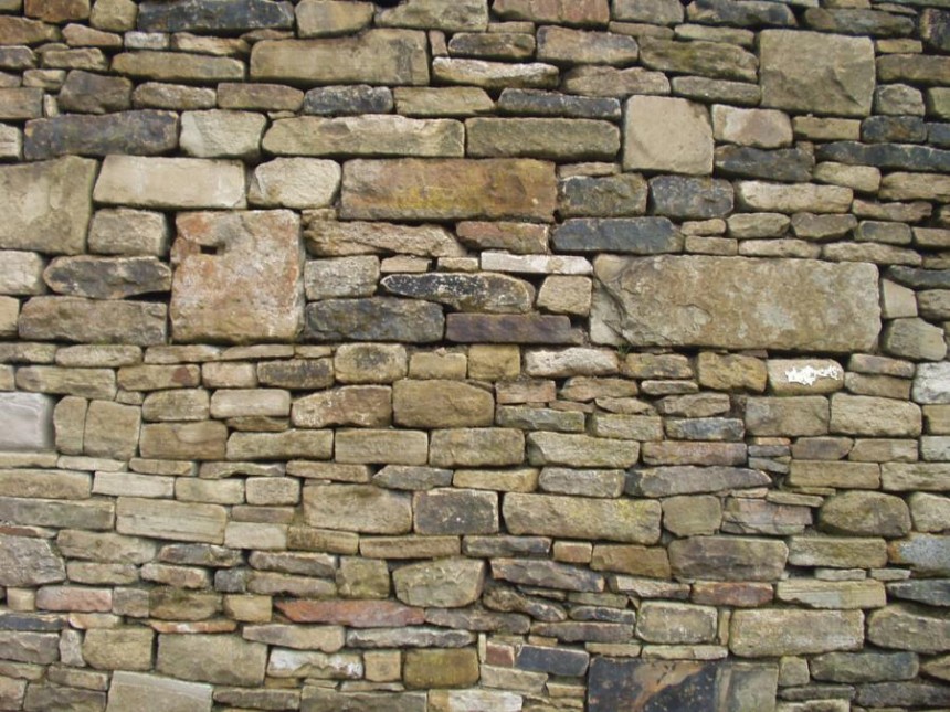 Antique & Reclaimed Yorkshire stone Dry-Stone Walling Stone- SalvoWEB UK