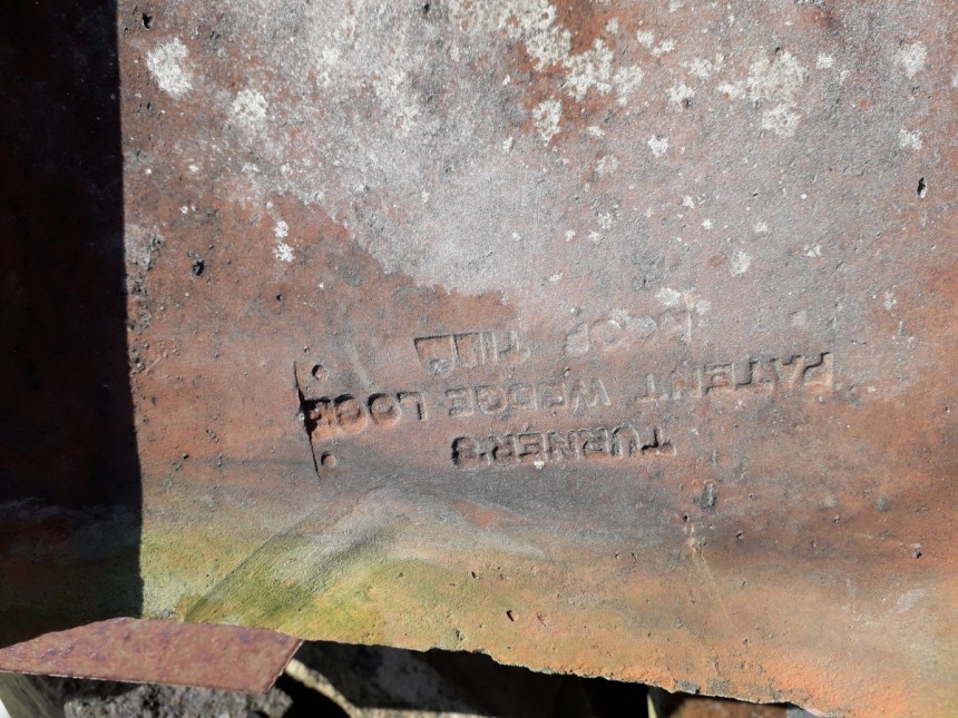 Antique & Reclaimed Turners patent Wedge lock Red Clay Pan Tiles ...