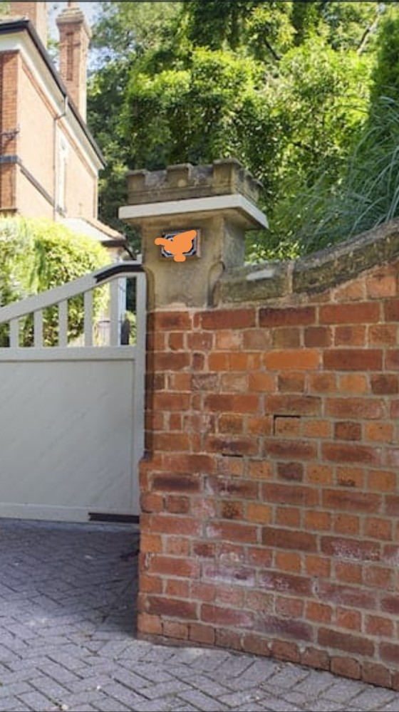 Theft Alerts THEFT ALERT: Gate Piers- SalvoWEB UK