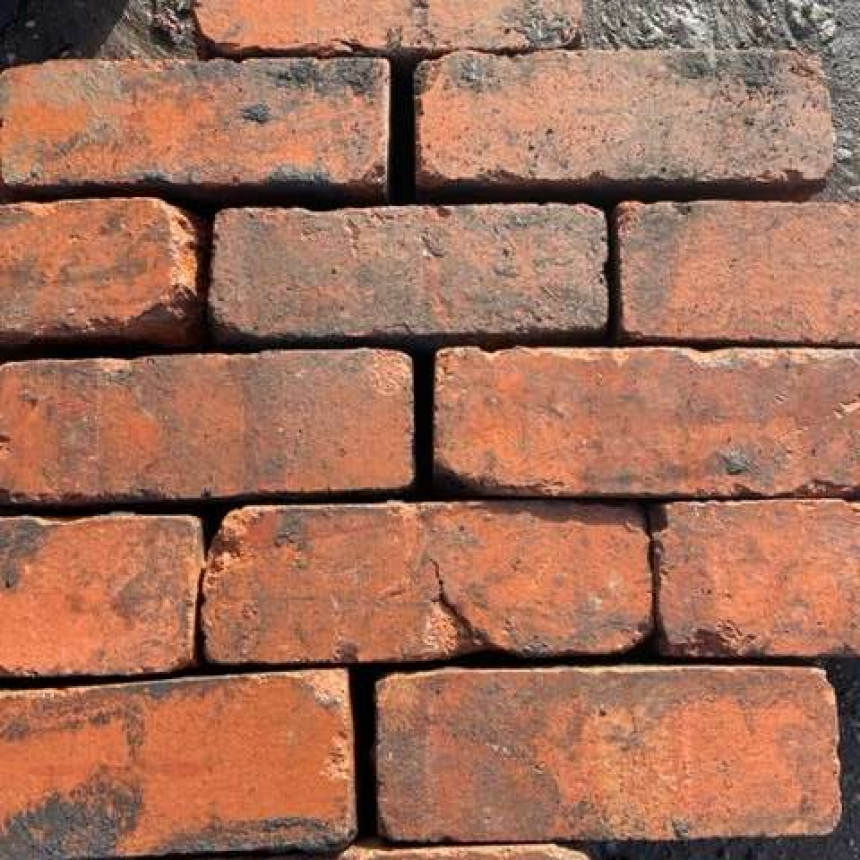 Antique & Reclaimed 78/80 Reclaimed Red Smooth- SalvoWEB UK