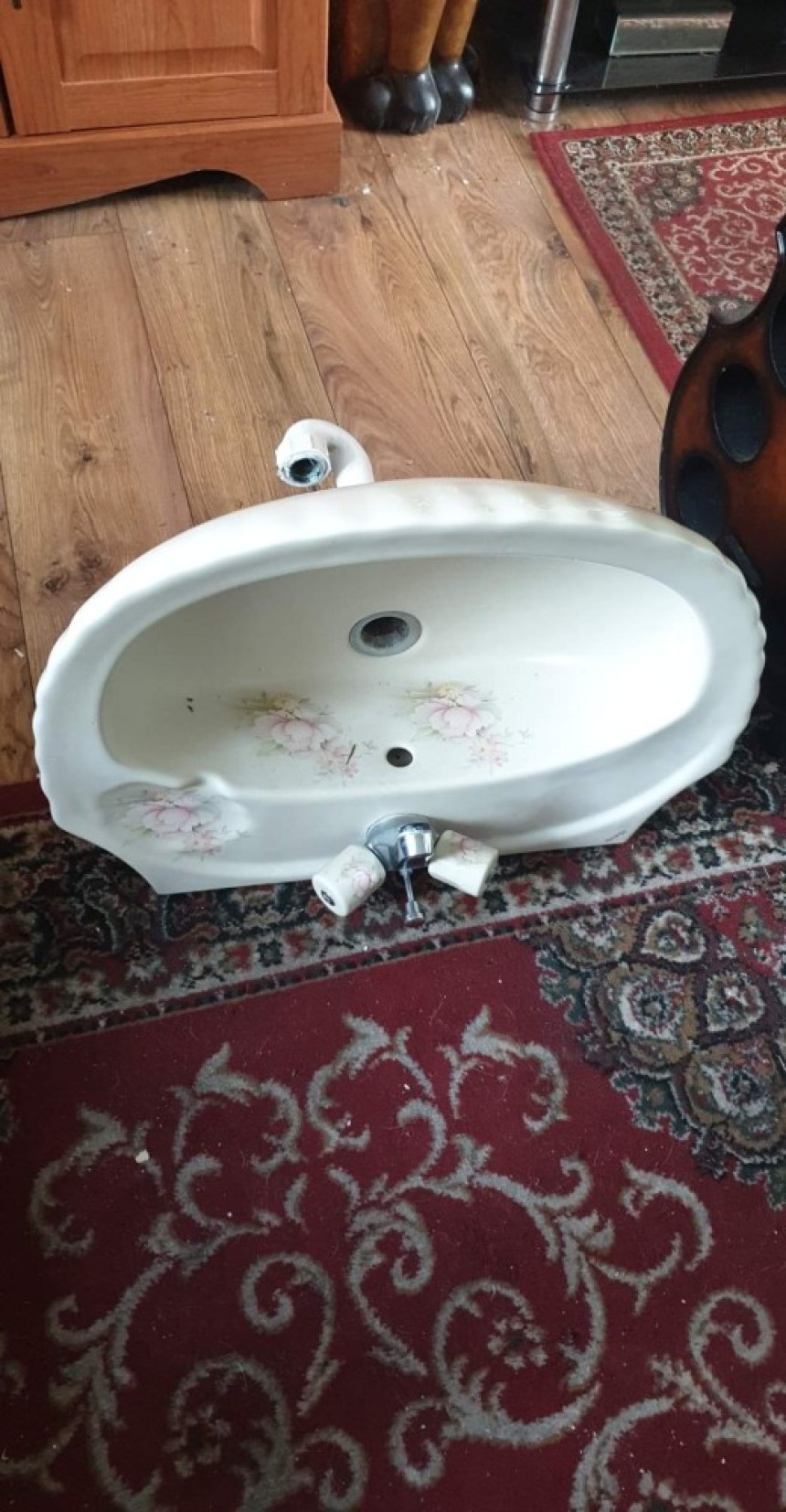 Wanted Alerts Balterley Shell toilet and sink with Satsuma decoration ...