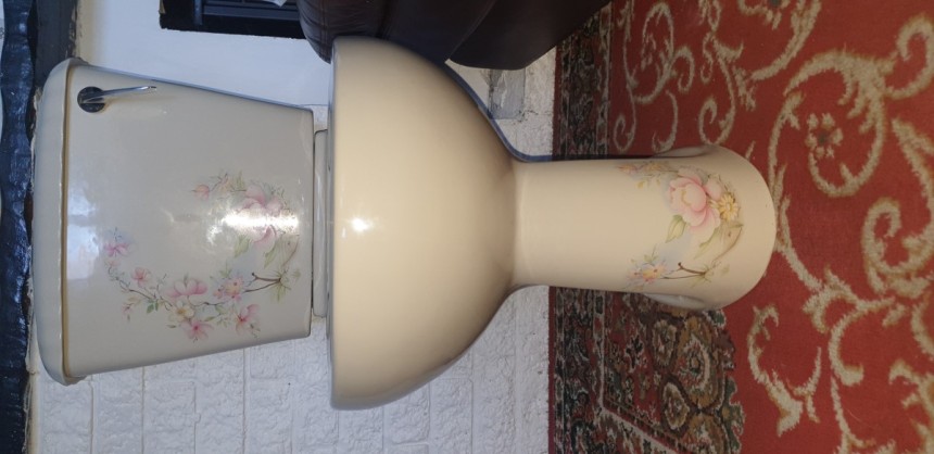 Wanted Alerts Balterley Shell toilet with Satsuma design- SalvoWEB UK
