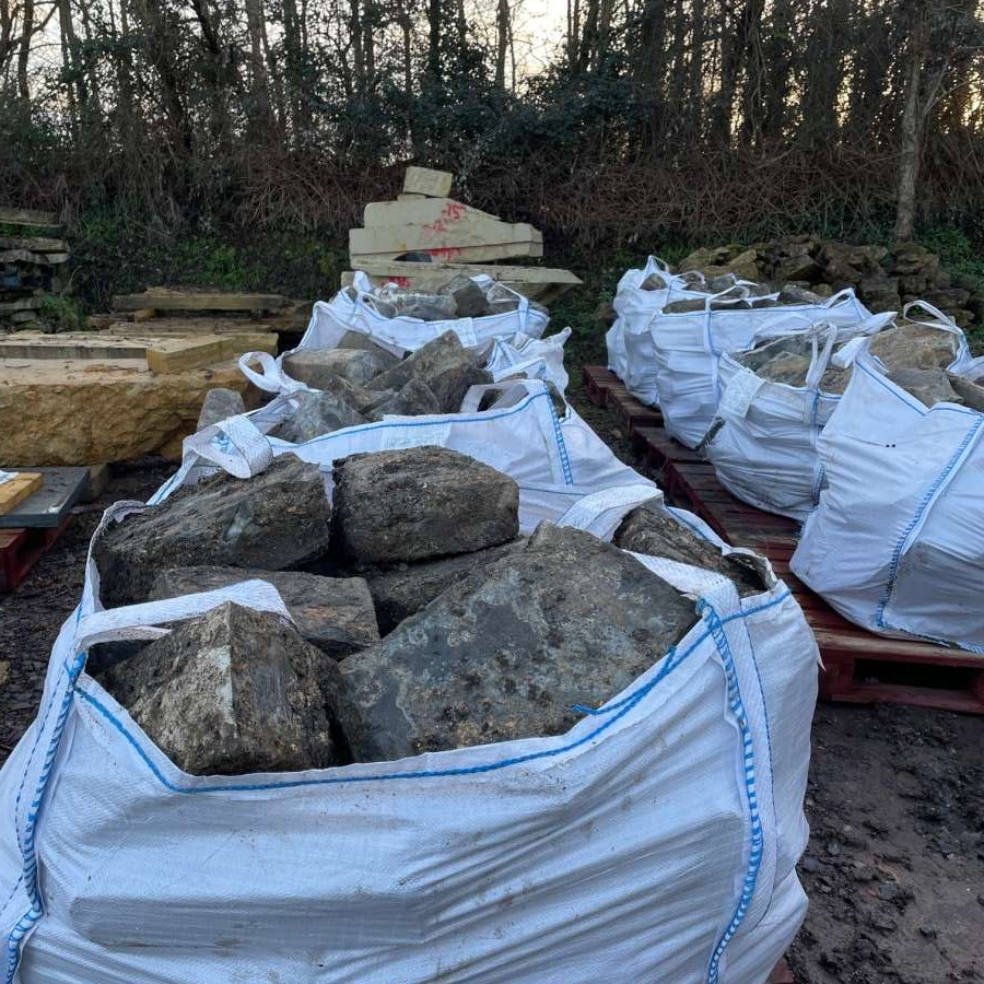 Antique & Reclaimed Reclaimed Blue Lias building stone- SalvoWEB UK