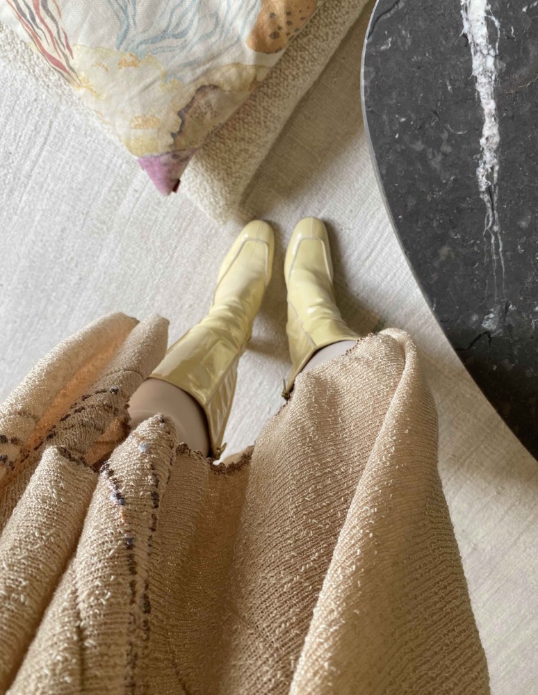 News Dress your home & yourself in vintage without feeling outdated ...