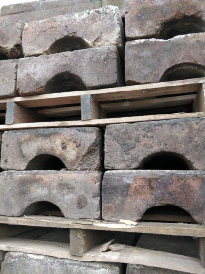 Antique & Reclaimed Reclaimed Blue/Black Clay Gully Brick Stone ...