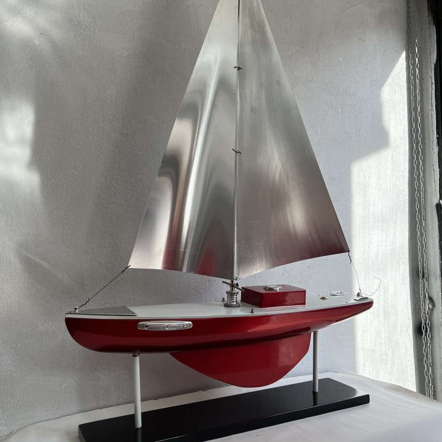 Recraft + Upcycled Art Deco Boat in Wood and steel - SalvoWEB Argentina