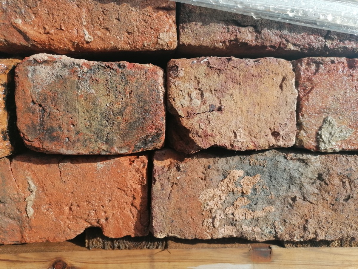Antique & Reclaimed Reclaimed Cheshire Handmade Bricks Imperial Walling ...