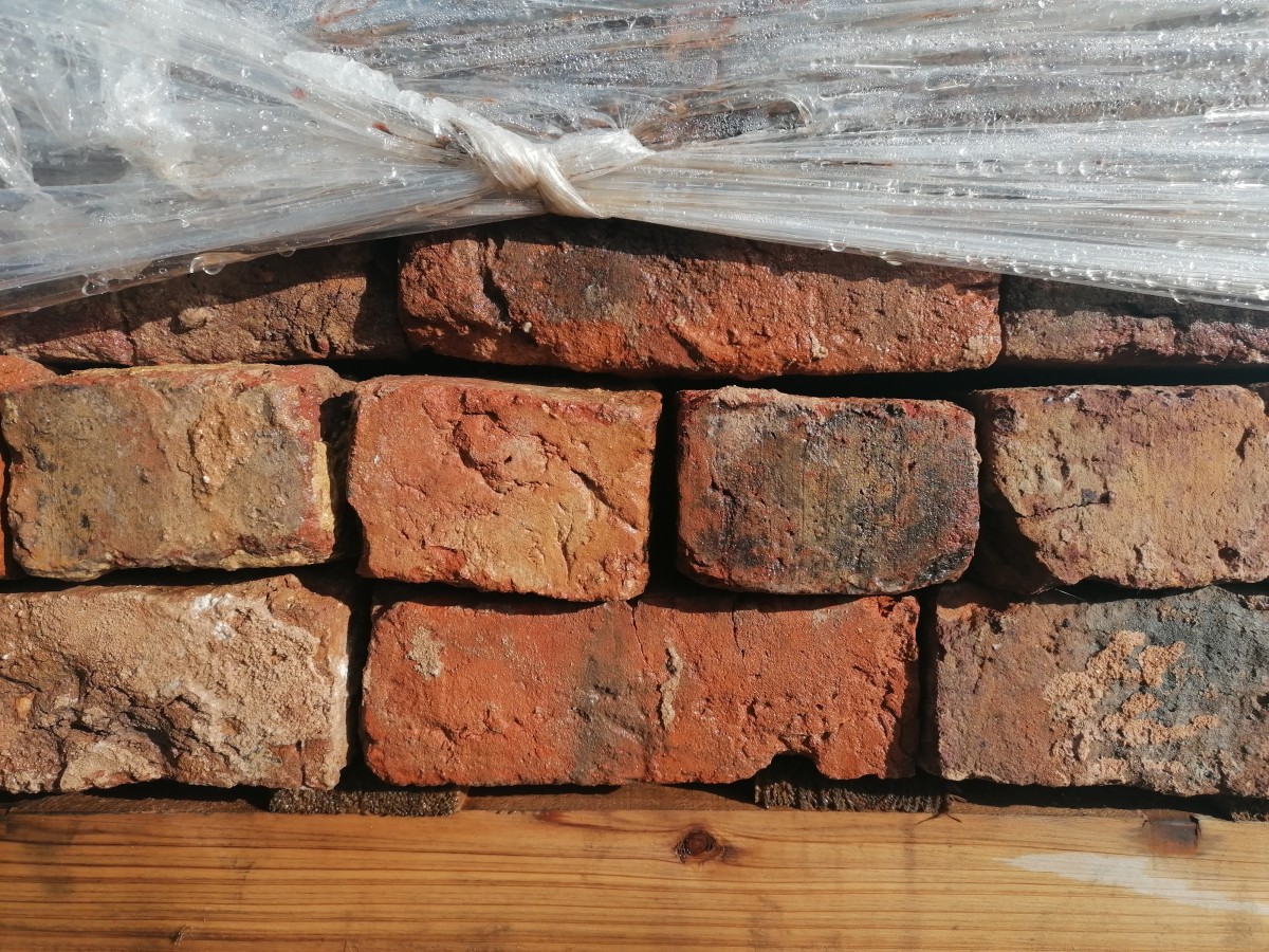 Antique & Reclaimed Reclaimed Cheshire Handmade Bricks Imperial Walling ...
