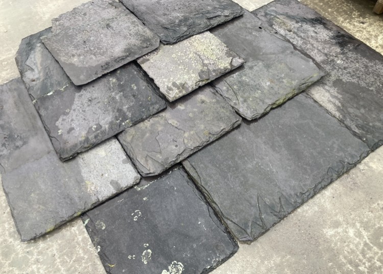 Antique & Reclaimed Reclaimed Random Roofing Slate - SalvoWEB UK