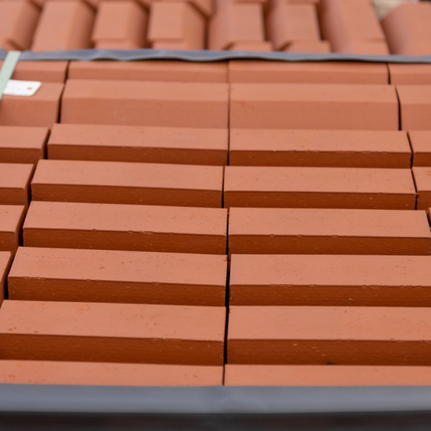 Antique & Reclaimed Engineering Sill/Plinth Bricks - SalvoWEB UK