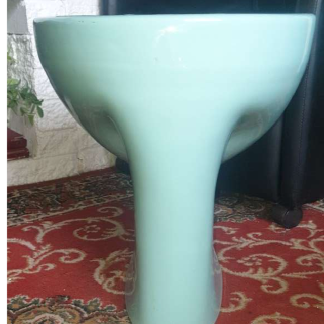 Wanted Alerts Armitage Ware/Armitage Shanks forward trap toilet ...