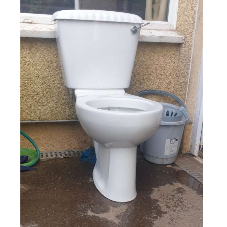 Wanted Alerts Balterley Shell MK2 close coupled toilet with a 1993 date ...