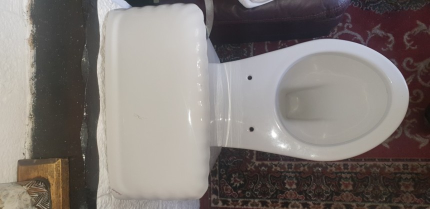 Wanted Alerts Balterley Shell MK2 close coupled toilet with a 1993 date ...