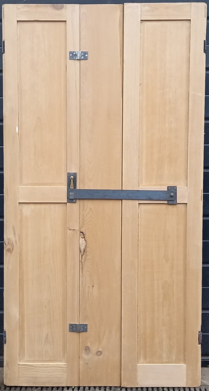 Antique & Reclaimed Victorian window shutters - SalvoWEB UK