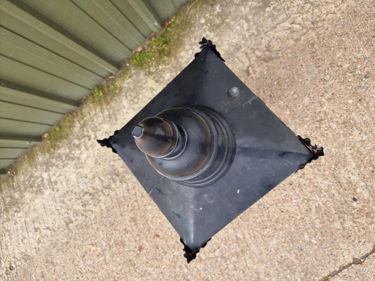 Antique & Reclaimed Lights, Streets DW Windsor- SalvoWEB UK