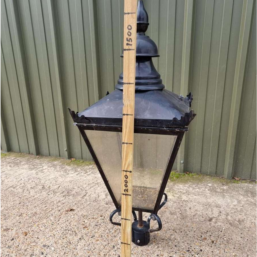 Antique & Reclaimed Lights, Streets DW Windsor- SalvoWEB UK