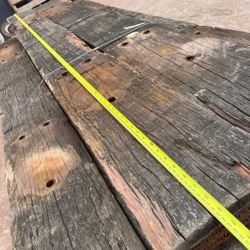 Antique & Reclaimed Reclaimed Oak Timber Railway Sleeper - Grade B ...