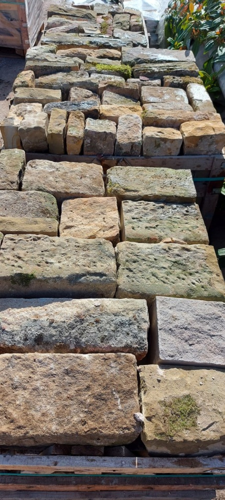 Antique & Reclaimed Reclaimed Building Stone - SalvoWEB UK