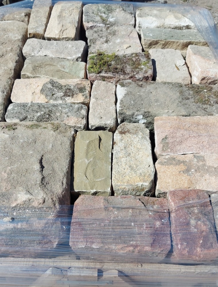 Antique & Reclaimed Reclaimed Building Stone - SalvoWEB UK