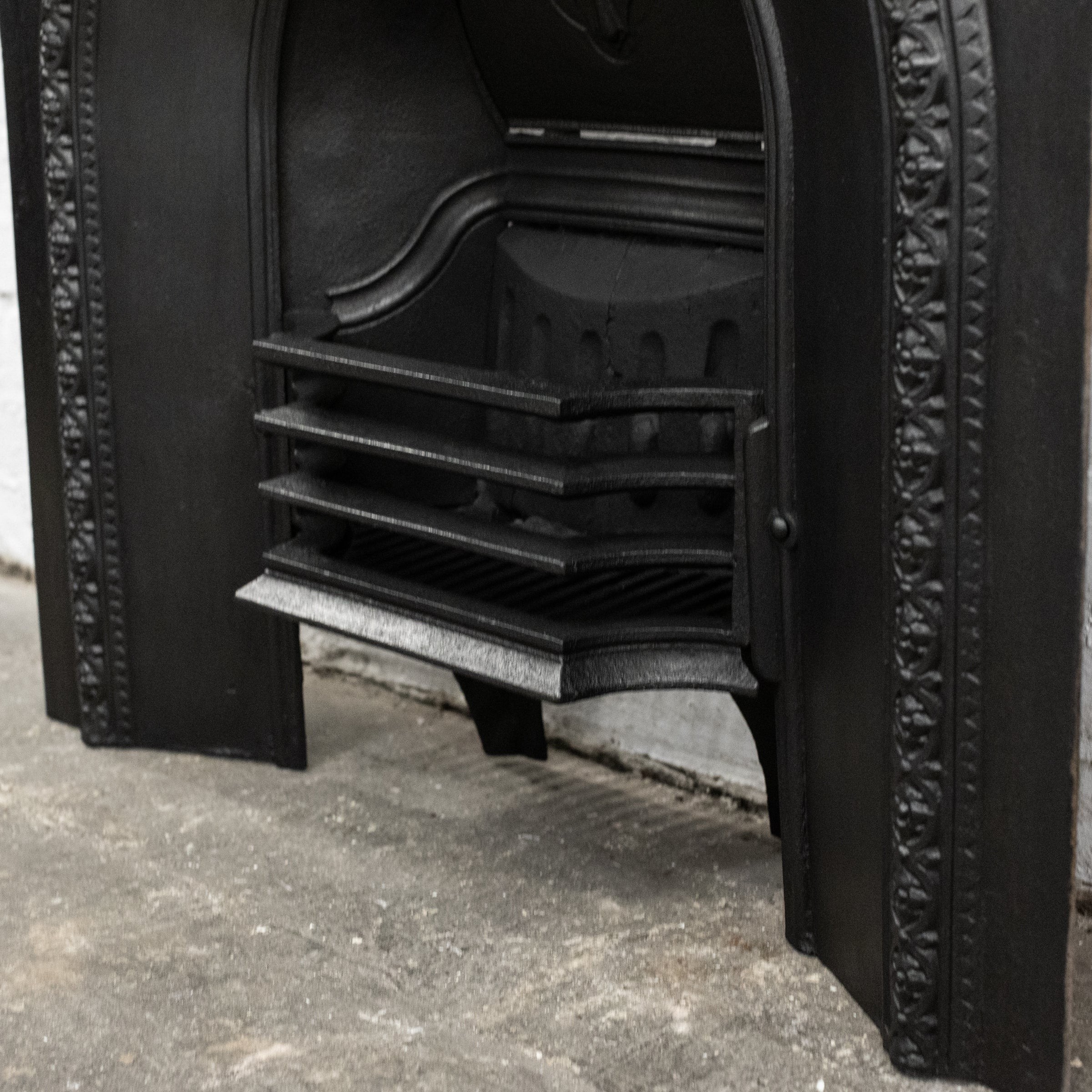 Antique & Reclaimed Antique Cast Iron Arched Fireplace Insert- SalvoWEB UK
