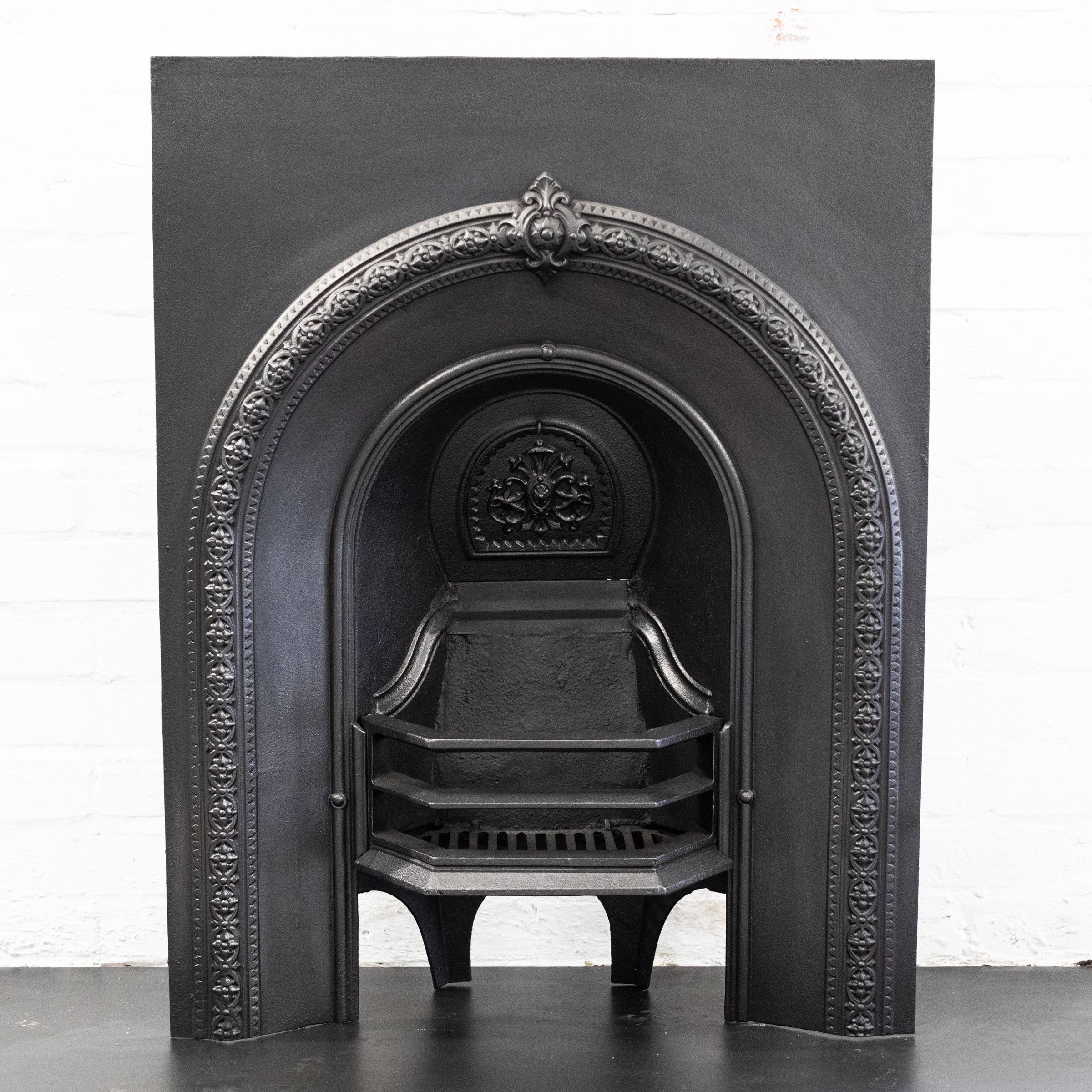 Antique & Reclaimed Antique Cast Iron Arched Fireplace Insert- SalvoWEB UK