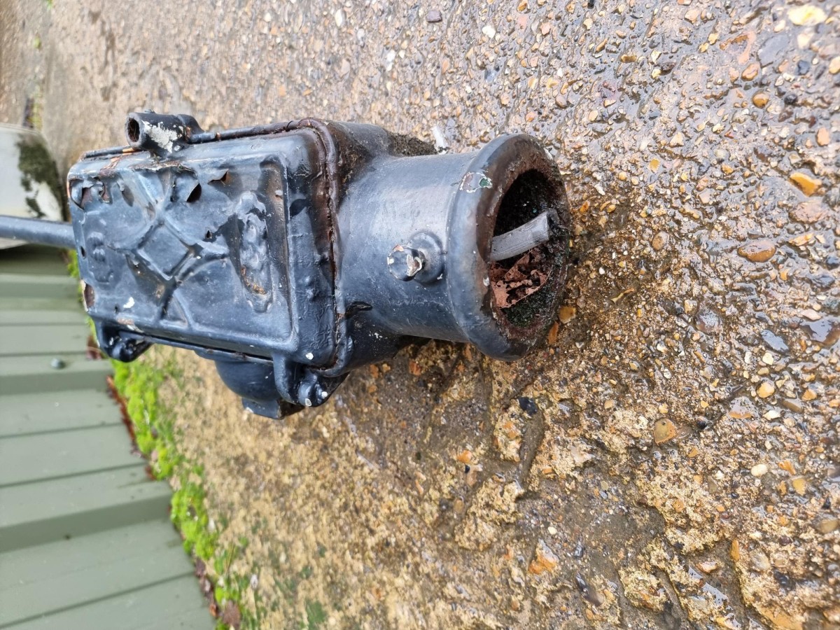 Antique & Reclaimed listings Rare GEC Top Box Fuse Holder Cast iron ...