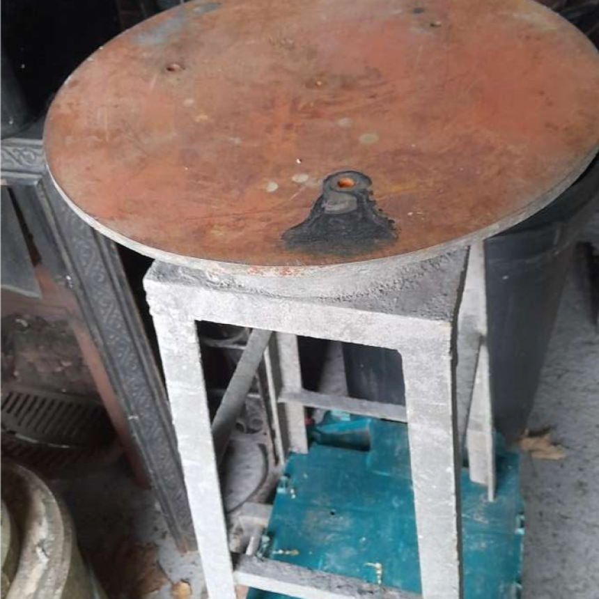 Antique & Reclaimed listings Engineering table - SalvoWEB UK