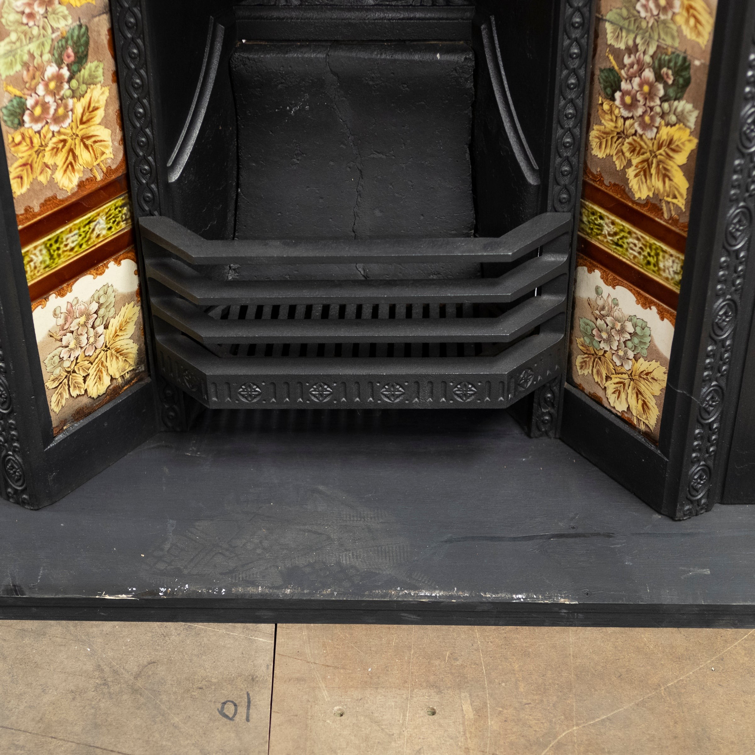 Antique & Reclaimed Antique Victorian Tiled Fireplace Insert- SalvoWEB UK