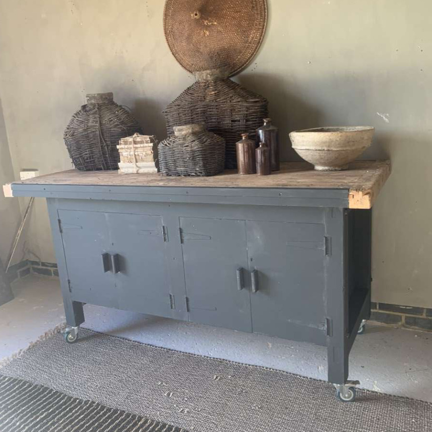 Antique & Reclaimed Old Laboratorybench/table/kitchen island/worktable ...