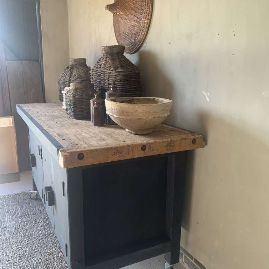 Antique & Reclaimed Old Laboratorybench/table/kitchen island/worktable ...