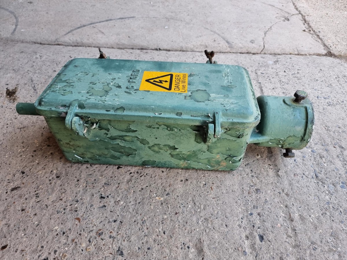 Antique & Reclaimed AC Ford Green Post Top Fuse Box- SalvoWEB UK