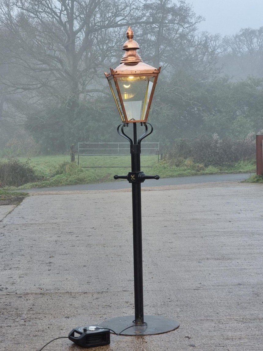 Recraft & Upcycled DW Windsor Street Refurbished Copper Light with ...