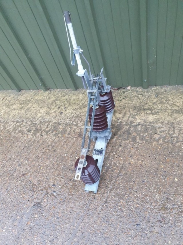 Antique & Reclaimed High Voltage Triple Air Break Isolator Porcelain ...