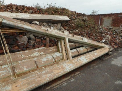 Antique & Reclaimed Timber trusses - set of 4 no 8.900mtr wide- SalvoWEB UK