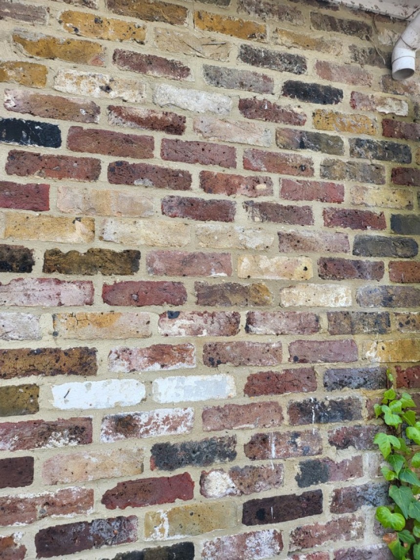 Antique & Reclaimed Multi stock bricks- SalvoWEB UK