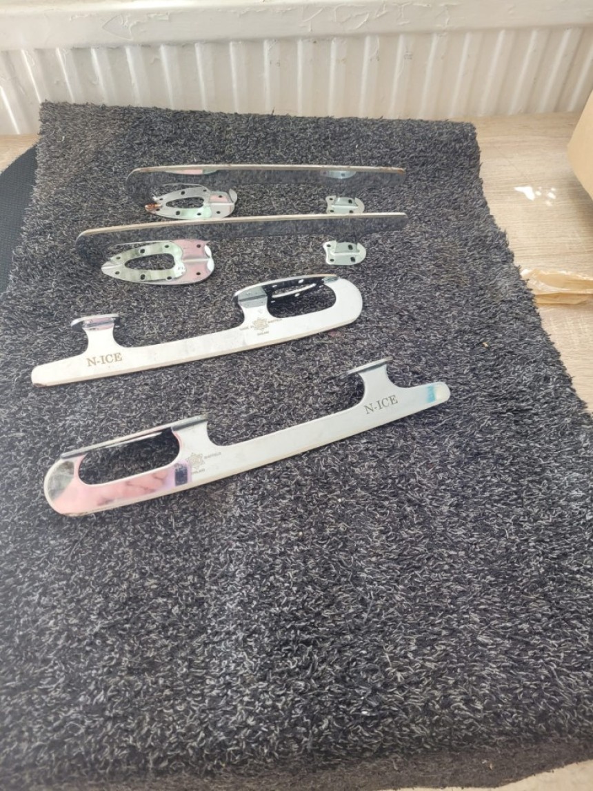 Recraft + Upcycled N.Ice skating blades- SalvoWEB UK