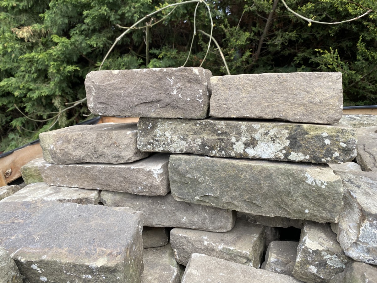 Antique & Reclaimed Reclaimed Yorkstone wall bricks- SalvoWEB UK