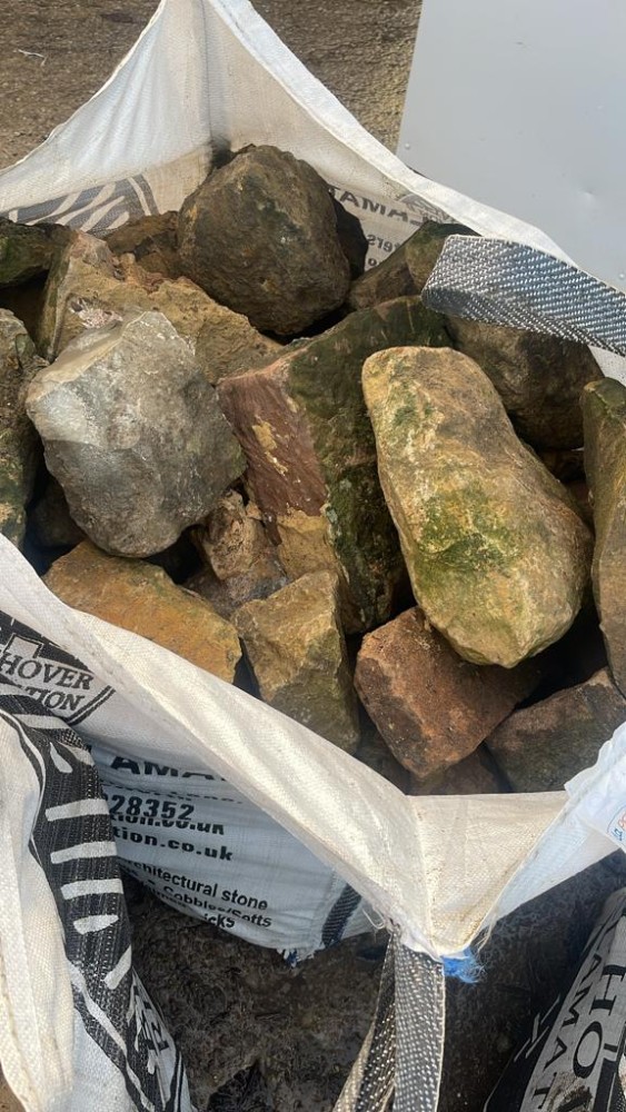 Antique & Reclaimed Gritstone Random Walling Stone- SalvoWEB UK